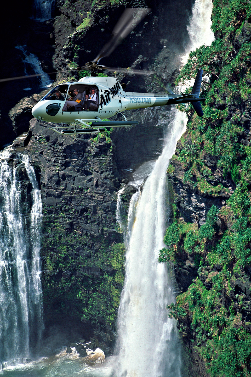 Doors Off Helicopter West Maui & Molokai - Air Maui Helicopters